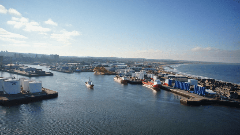 Aberdeen Harbour Utilise Siklu to integrate CCTV & Access Control